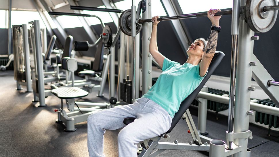 40 Minutes Is All You Need For This Upper-Body Strength Workout | Coach