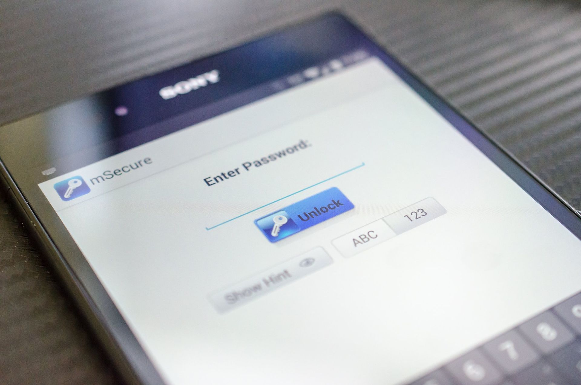 How to create a good password | Android Central