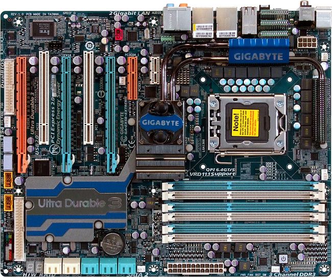Gigabyte GA-EX58-Extreme - Intel X58 Roundup: Six $300+ Platforms ...