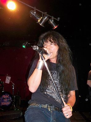 Classic Anthrax Vocalist Rejoins Band | Guitar World