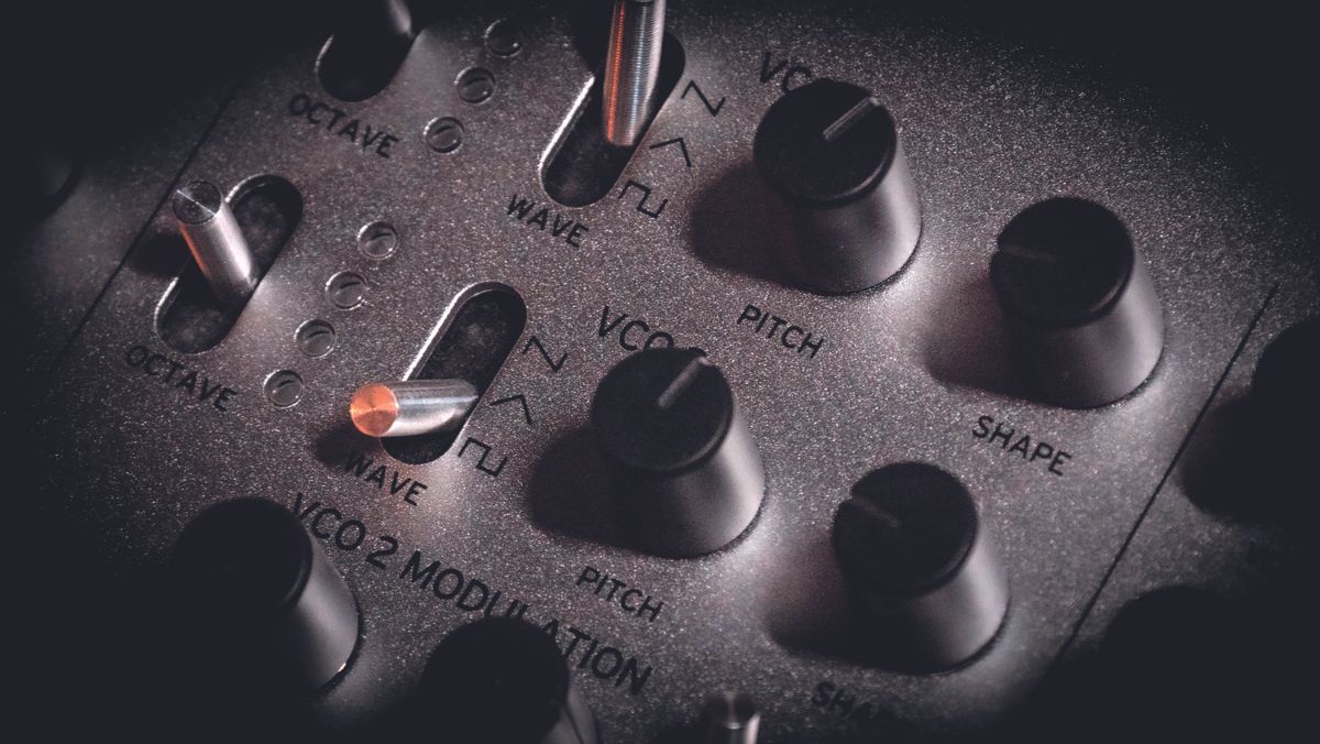 How to get synth sounds with your guitar effects pedals | MusicRadar