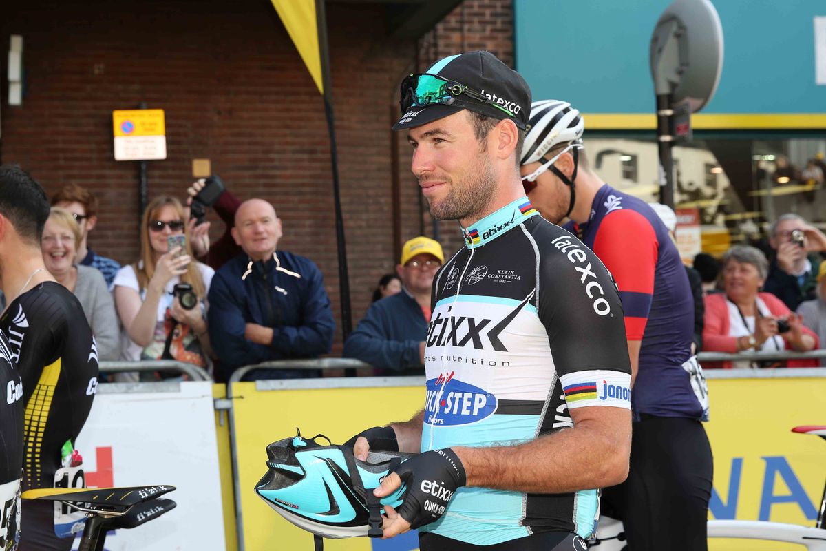 Cavendish in doubt for World Championships after Tour of Britain crash ...