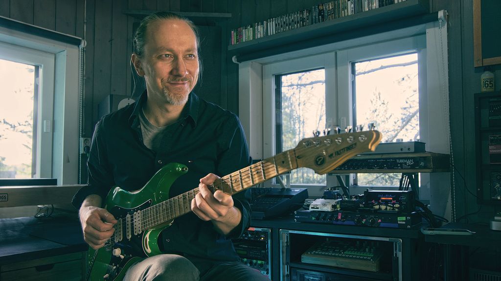 Master the way of the exploding guitar in this lesson on the technique ...