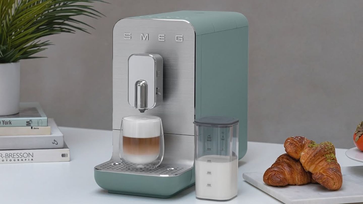 Smeg just knocked £300 off a stunning coffee machine for Black Friday ...