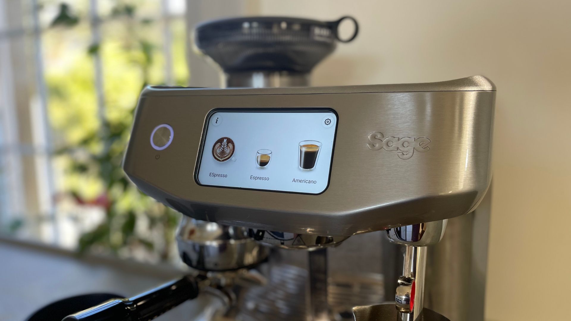 A barista's take on the Sage Oracle Jet Automatic Coffee Machine ...