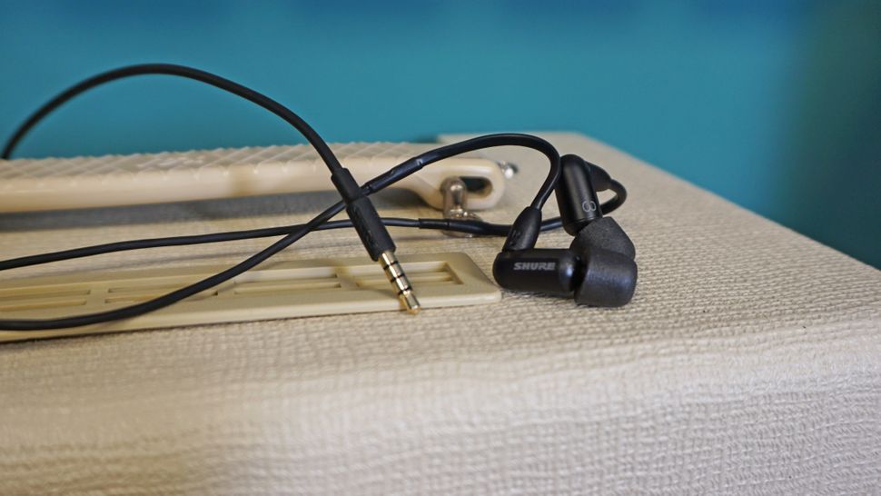 Shure AONIC 3 review: superb-sounding wired earbuds that nix excess ...