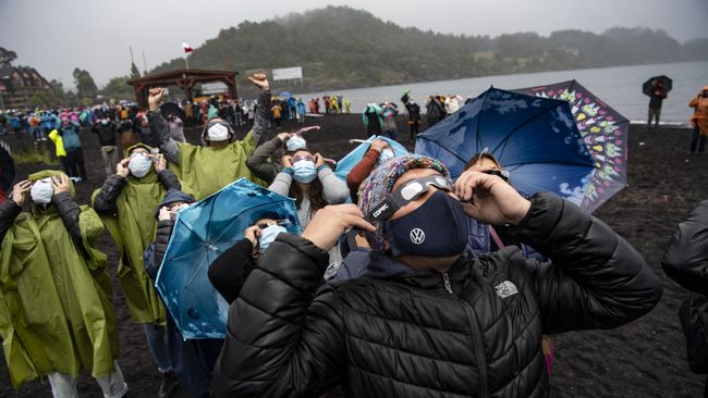Only total solar eclipse of 2020 thrills spectators in South America ...