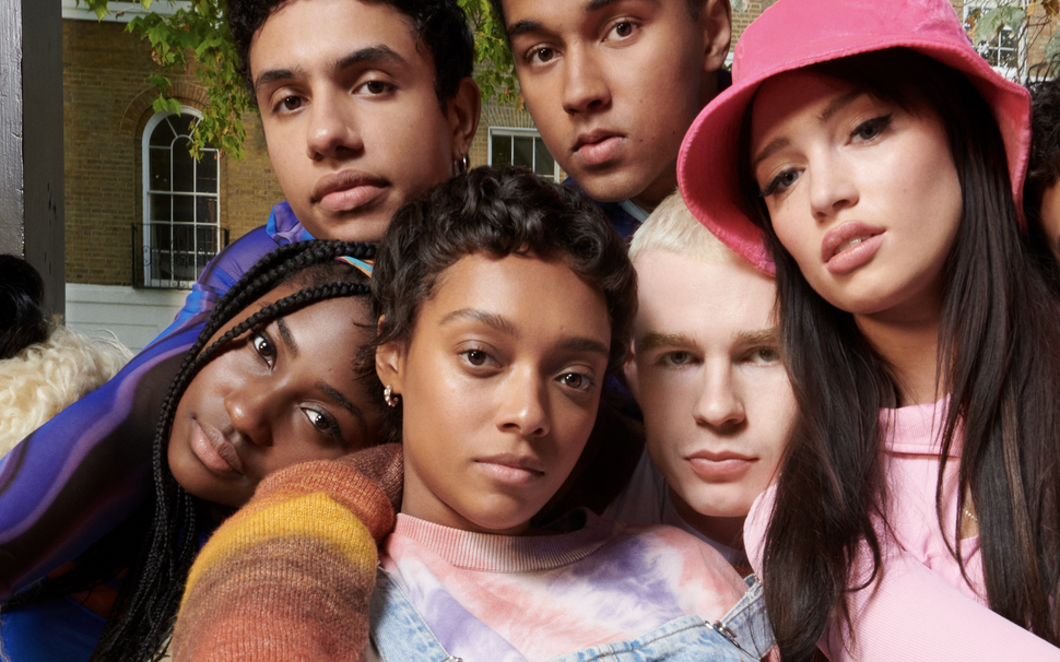 Everything Now cast: who's who in the young adult series | What to Watch