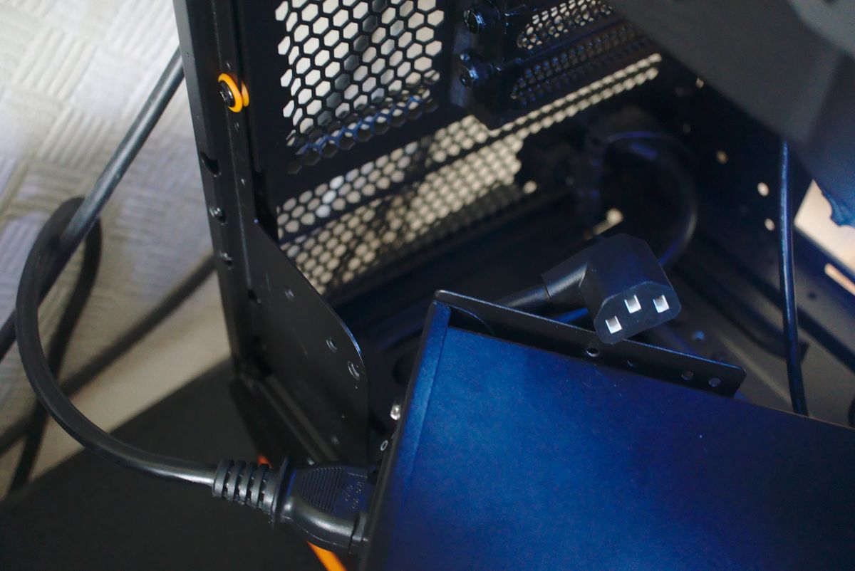 Be quiet! Dark Base Pro 900 Rev. 2 review: A PC case modder's dream ...