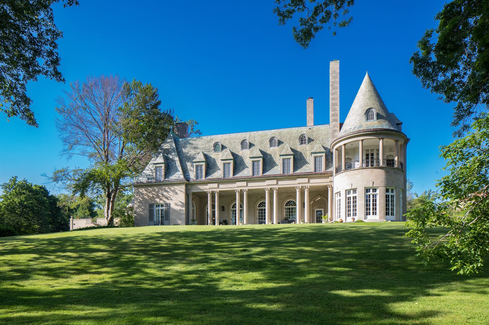 The house that inspired Gatsby's mansion is on sale for $13 million ...