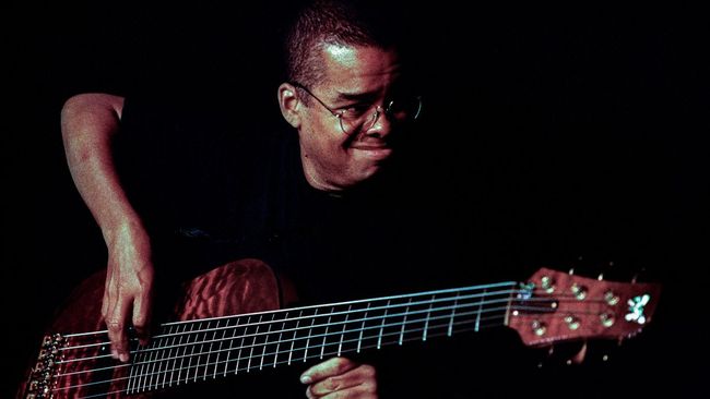 Anthony Jackson, six-string bass pioneer, dies aged 73 | Guitar World