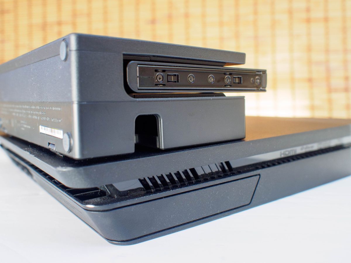 Nintendo Switch vs PlayStation 4: Which should you buy? | iMore