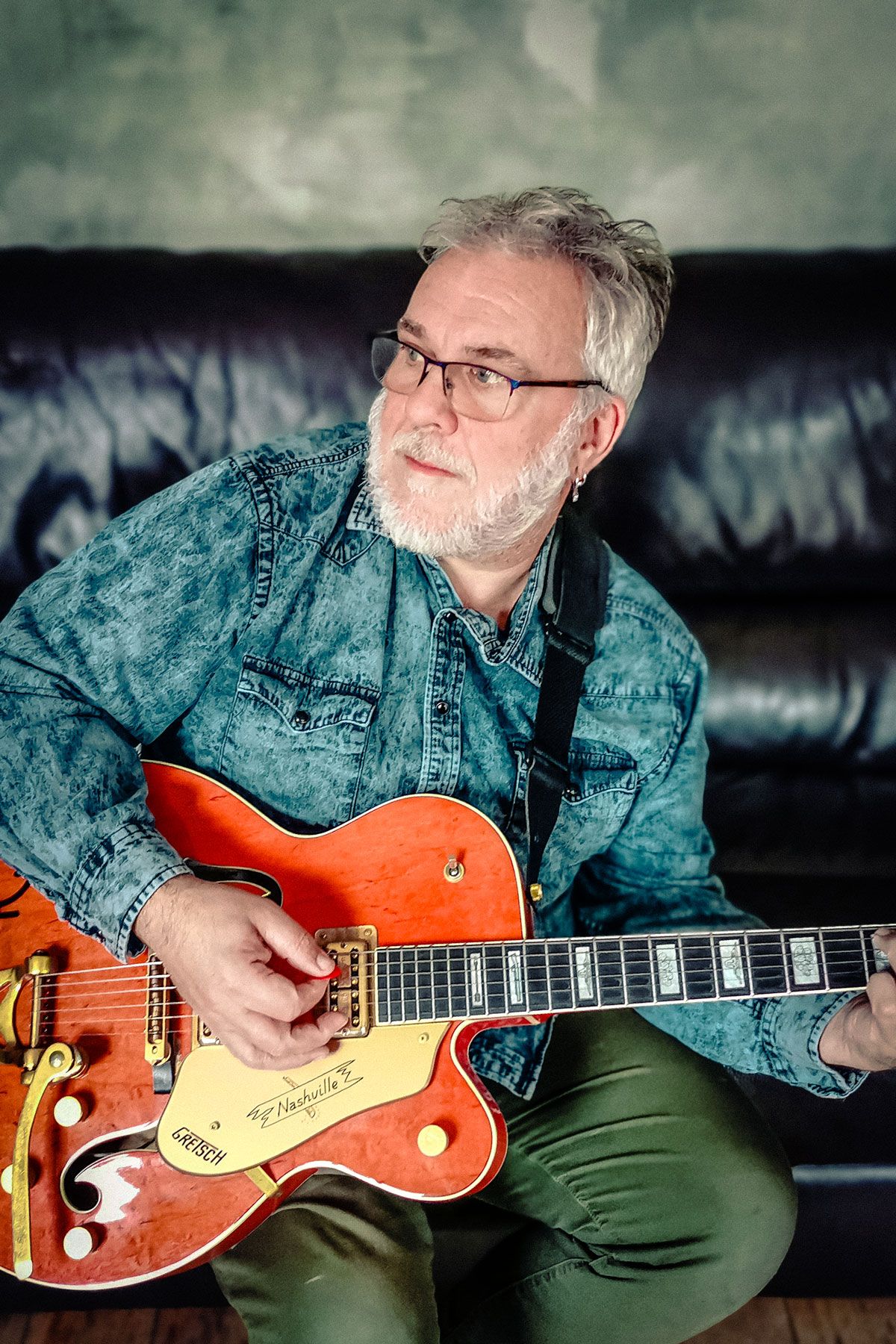 Robin Guthrie on his guitar history with the Cocteau Twins | Guitar World