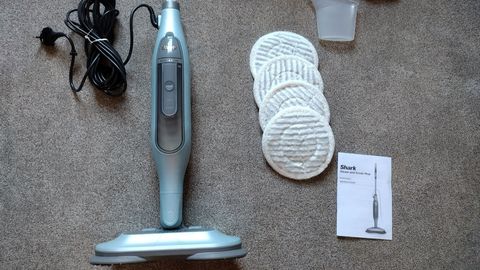 Shark Steam & Scrub Automatic Steam Mop review | Top Ten Reviews