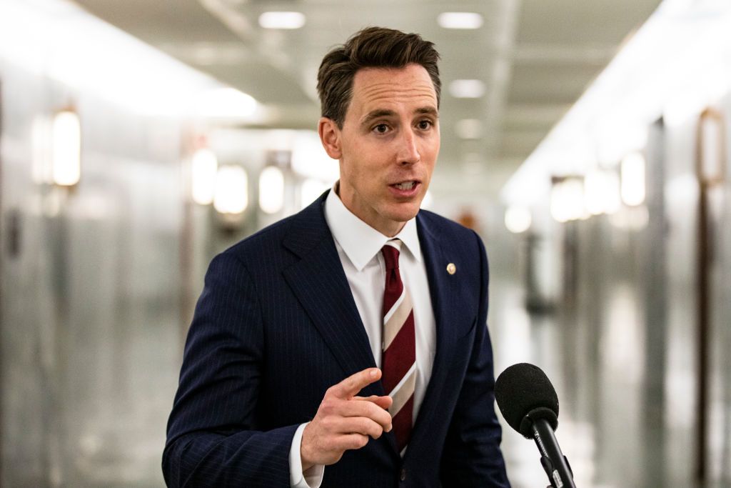 Josh Hawley's mentor regrets supporting him, calling it the 'worst ...