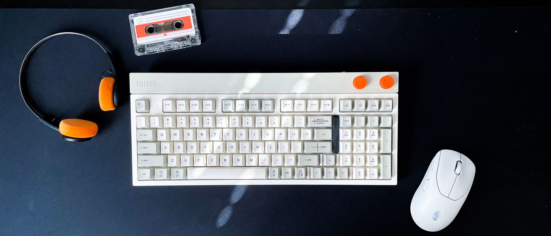 Lofree Block mechanical keyboard review: Type like it’s 1989 with this ...