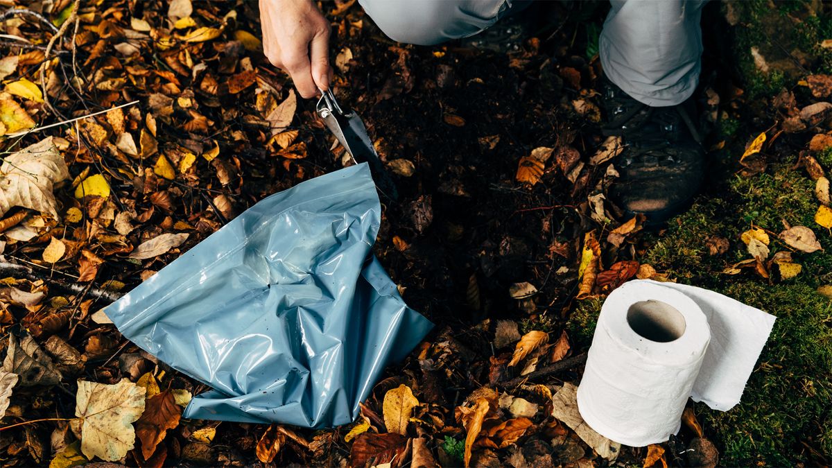 How to poop and pee on the trail: your guide to going when you need to ...