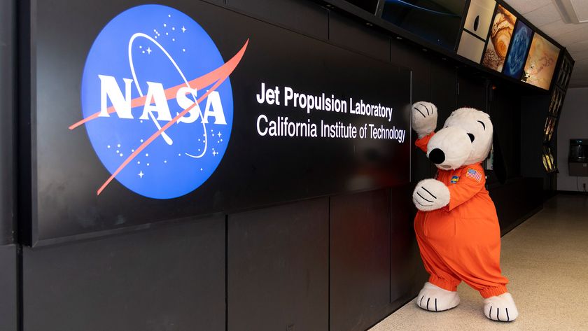 In Photos: Snoopy Visits NASA's Jet Propulsion Laboratory | Space