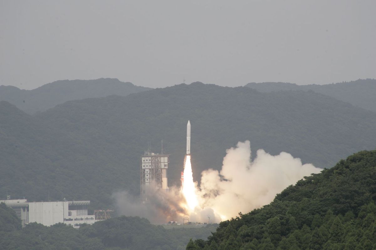 Photos: Japan's Epsilon Rocket, a Smart Booster for Space Launches | Space