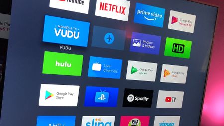 Freely: what it is, how to use and channels for the free TV streaming ...