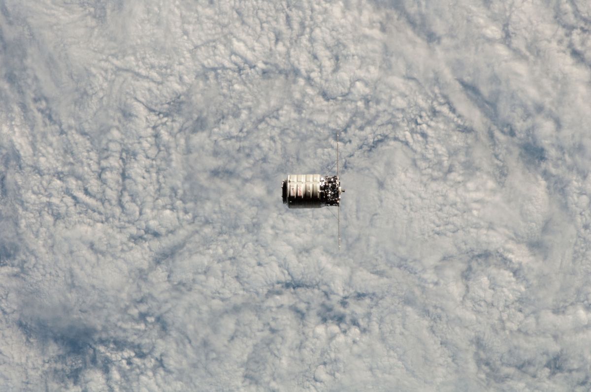 Photos: Orbital Sciences' 1st Cygnus Cargo Mission to Space Station | Space