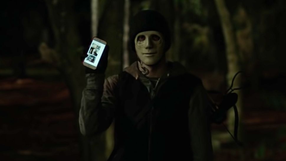 Mike Flanagan Confirms Hush Is Returning To Streaming After It Was ...
