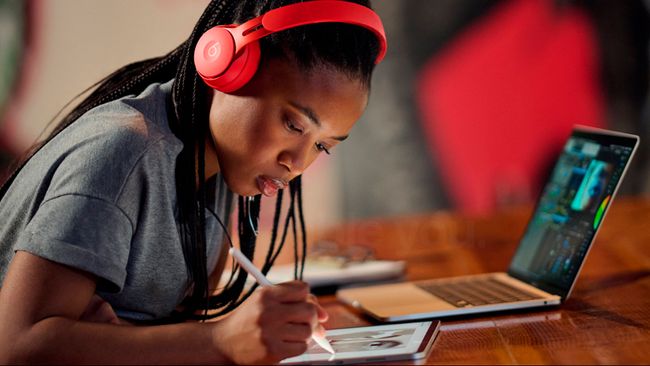 Apple student discount: how and where to redeem it. | Creative Bloq