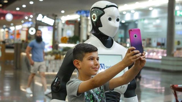 Self-doubting robots could integrate more easily into society | TechRadar