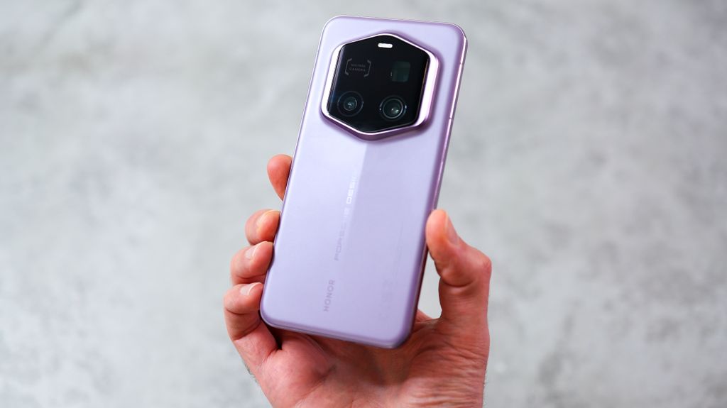 Honor Magic 7 RSR Porsche Design review: a special edition we’d ...