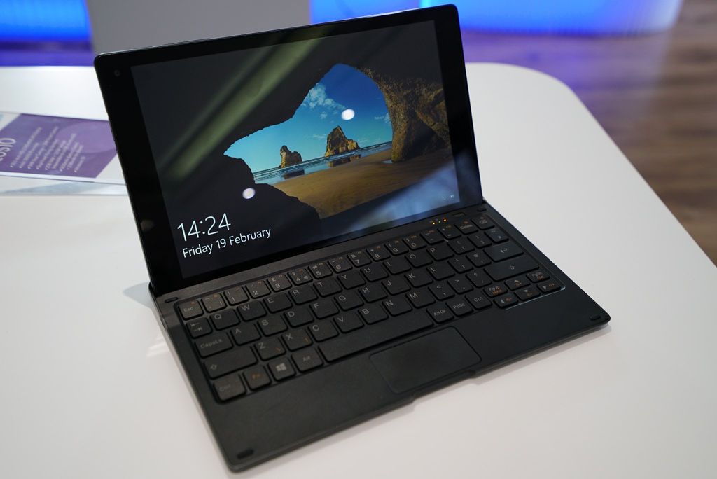 Hands-on with Alcatel Plus 10: Windows 10 and LTE on a 10.1-inch two-in ...