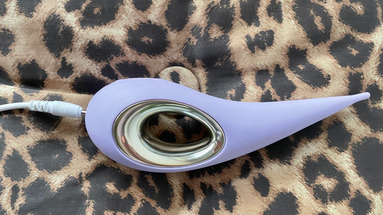 LELO Dot: Does brand's 'pinpoint technology' hit the spot? | Woman & Home