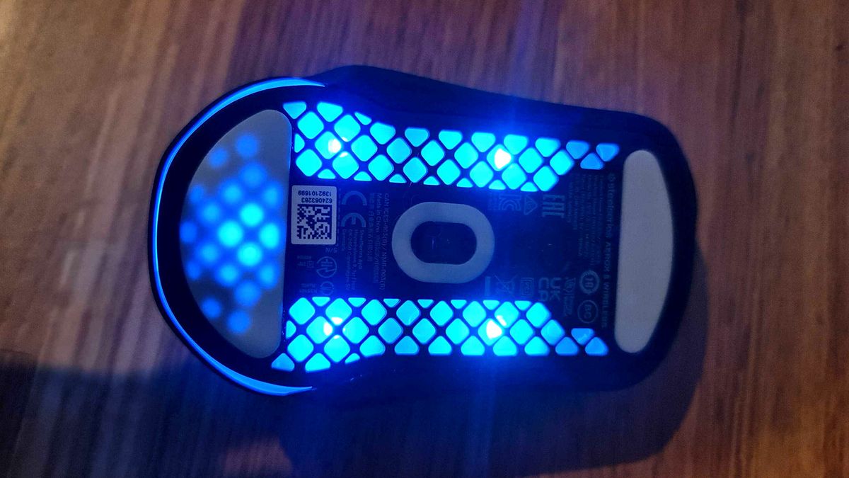 SteelSeries Aerox 5 Wireless review | PC Gamer