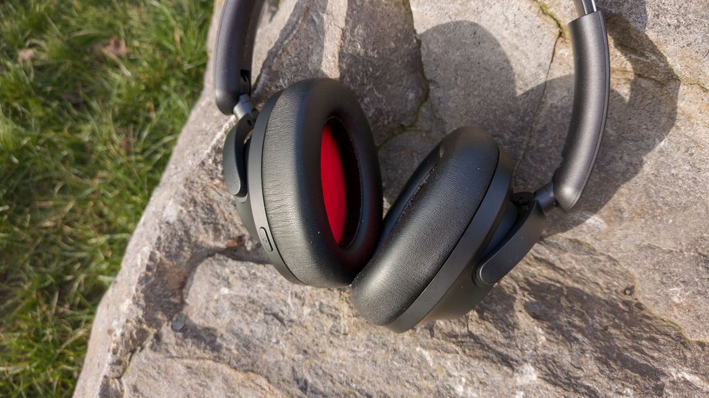 I tested these budget noise cancelling headphones and they’re amazing ...