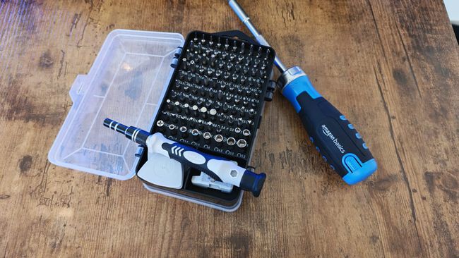 Is it safe to buy Intel 13th and 14th gen CPUs? Raptor Lake instability ...