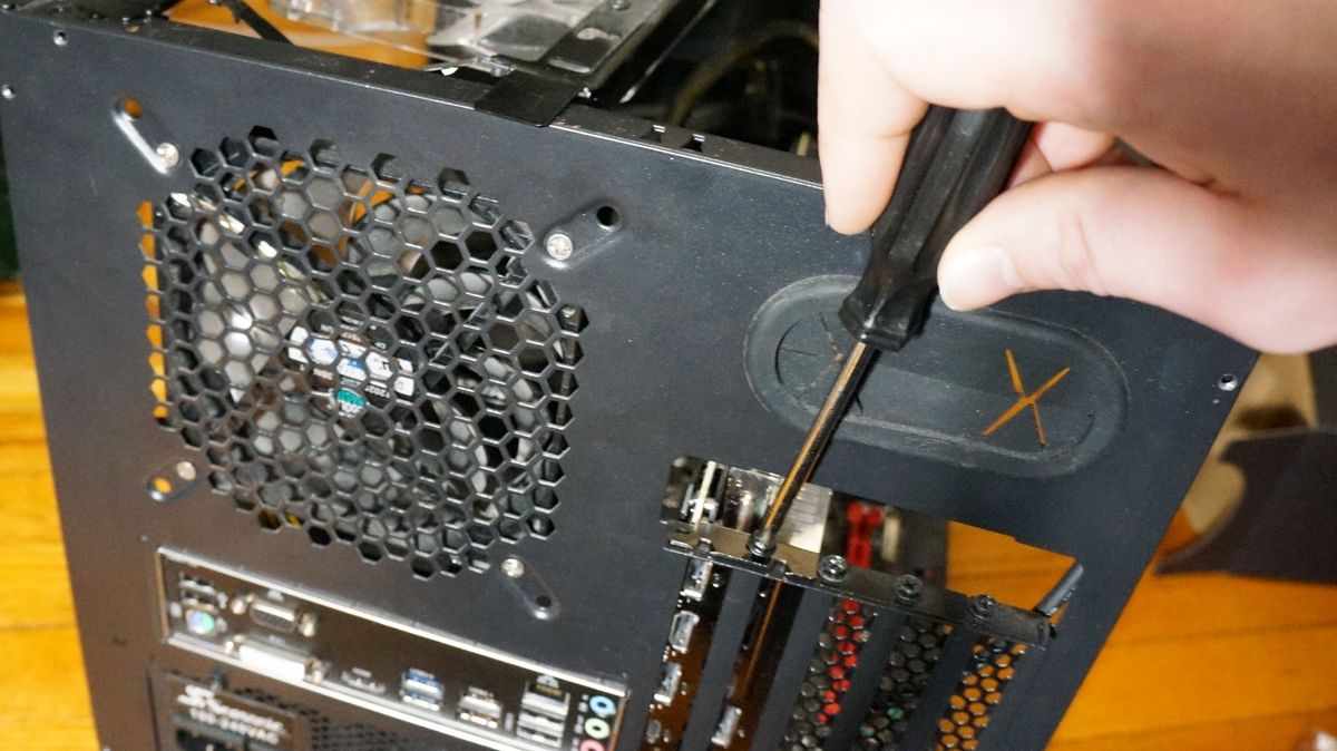 How to install a graphics card: upgrading your PC with a new GPU ...