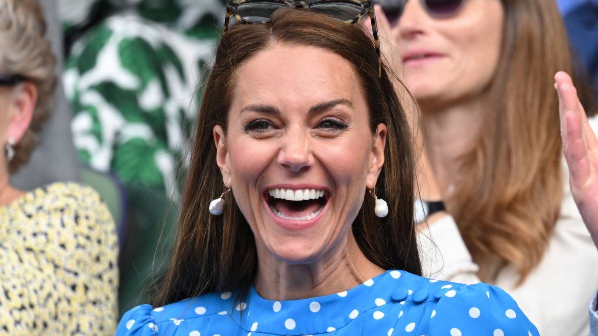 We're in love with Kate Middleton's go-to white Mulberry bag | Woman & Home