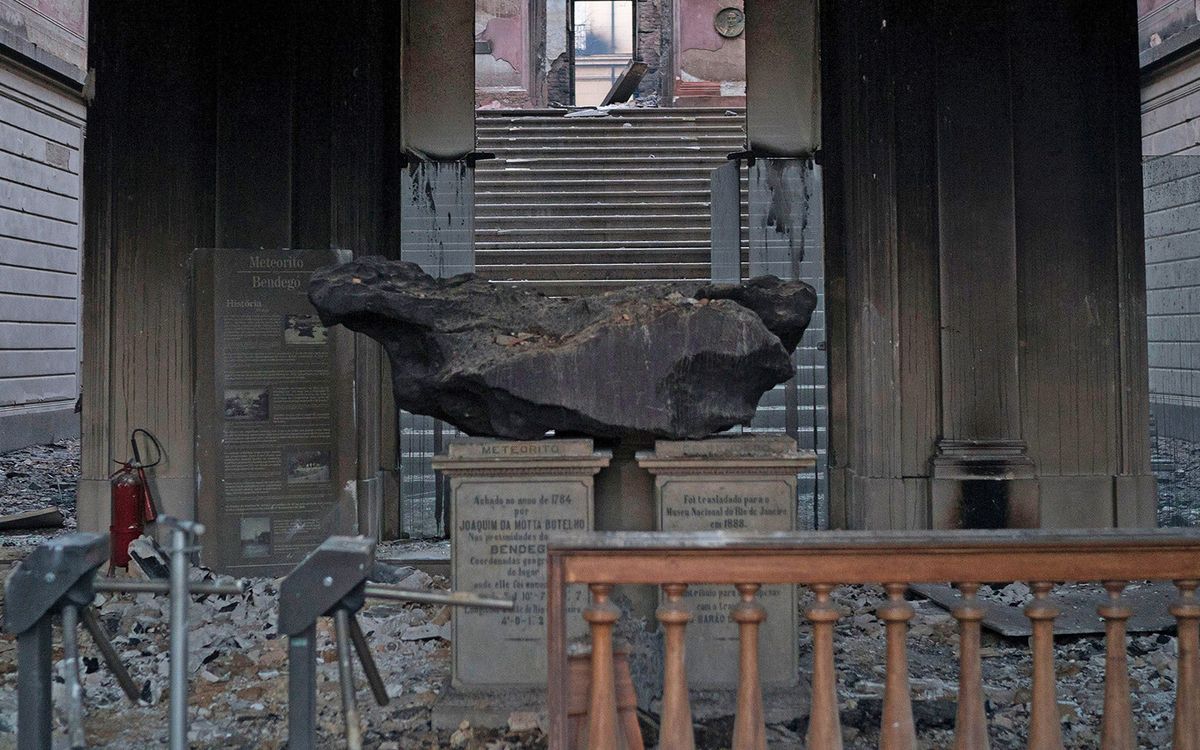 Brazil's Biggest Meteorite Survives Museum-Destroying Fire | Space