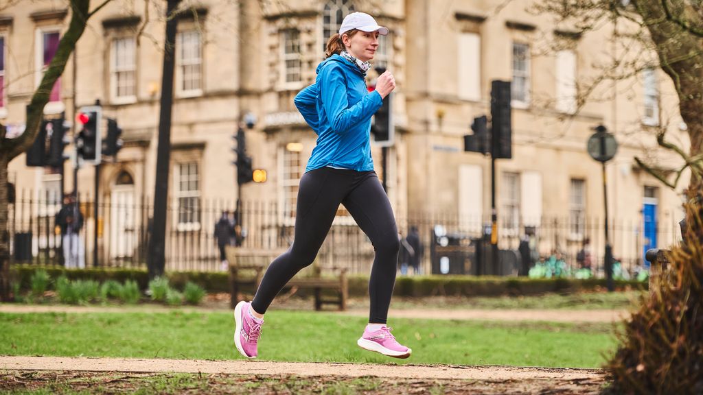 How to run a sub 3-hour marathon and smash the PB | Advnture