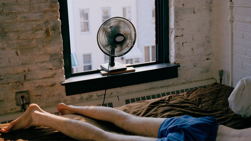 What is a mattress with temperature control and how do they help you ...