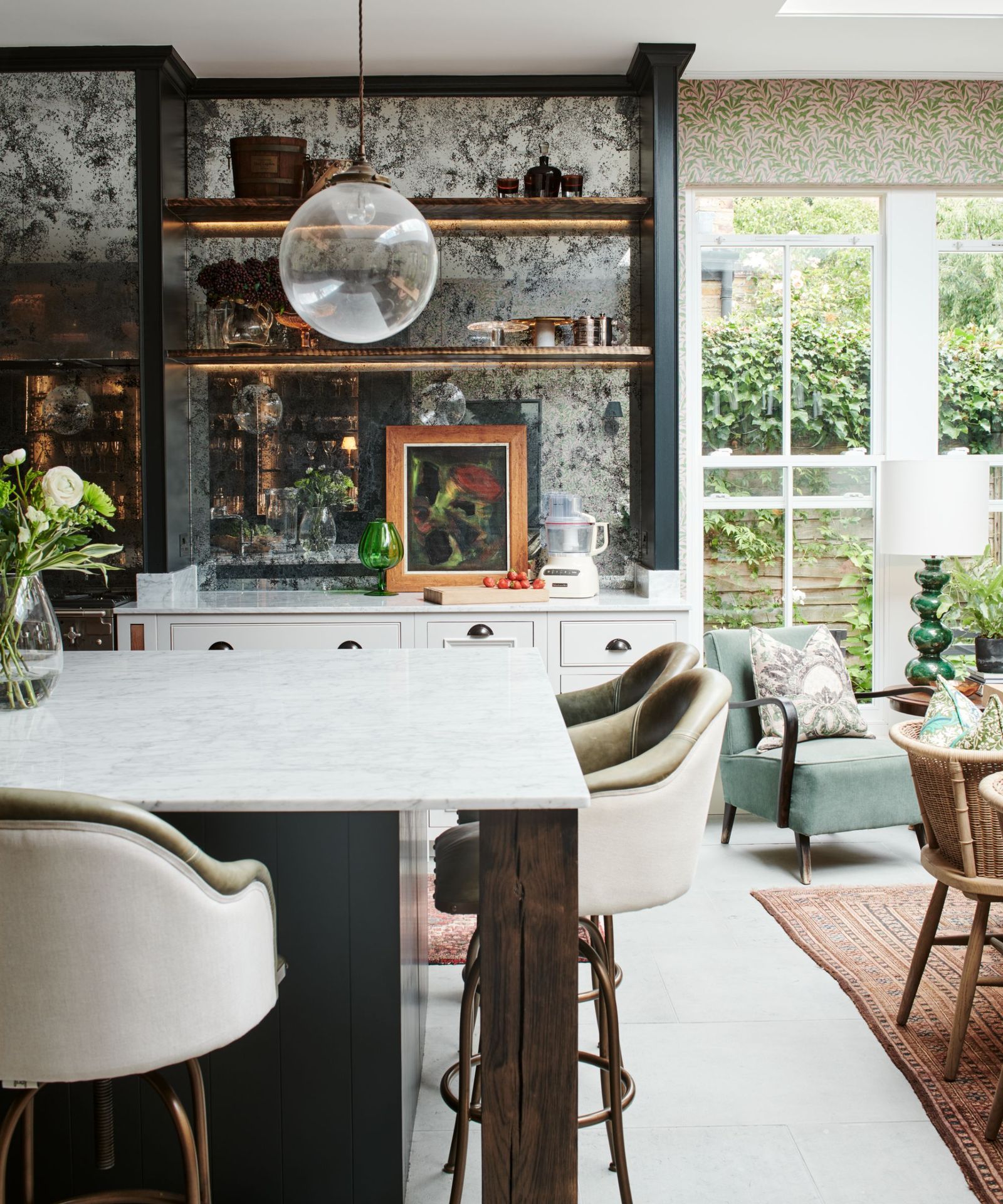 Dark gray kitchen ideas: 10 chic and timeless looks | Homes and Gardens