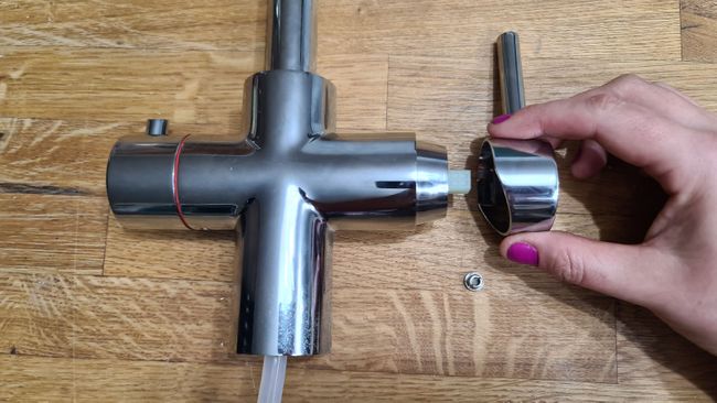 How to Fix a Dripping Tap: Mixers, Pillar Taps and Leaky Spindles ...