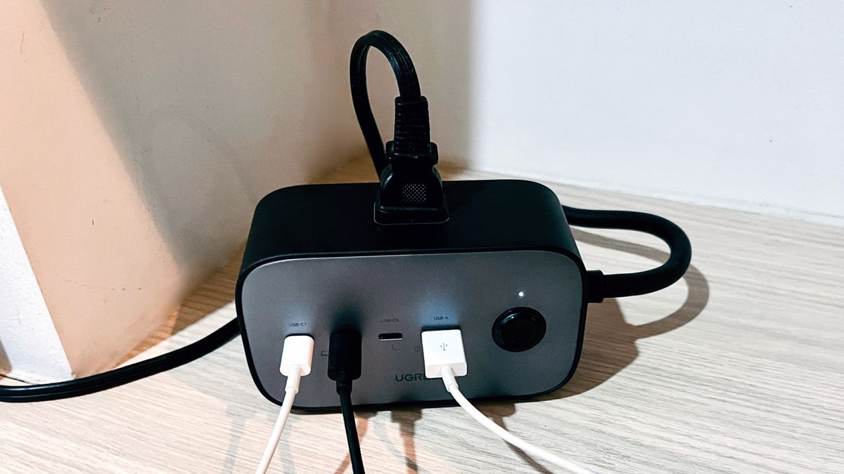UGREEN DigiNest Pro Charging Station review: Powerful charging for the ...