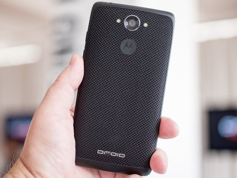 In pictures: Verizon's Motorola Droid Turbo | Android Central