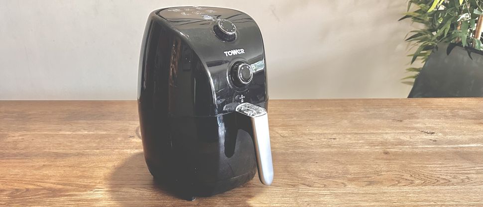 The best small air fryer 2024: top compact air fryers for small ...