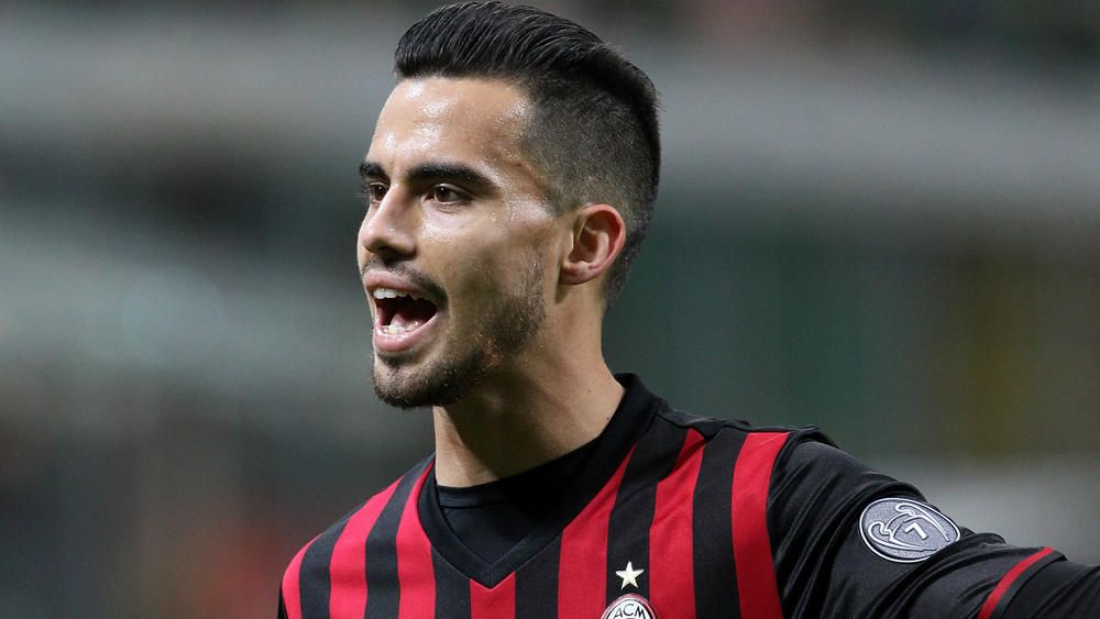 Suso makes AC Milan squad for crunch Juventus clash | FourFourTwo
