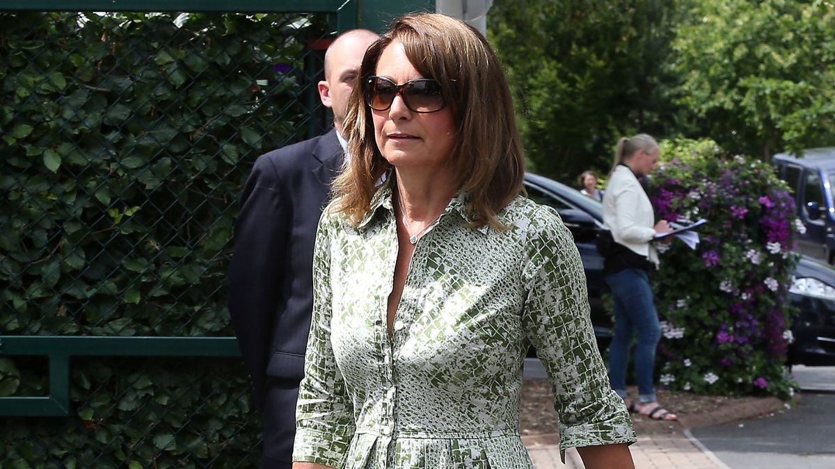 Carole Middleton's unique green snakeskin dress is giving us life ...