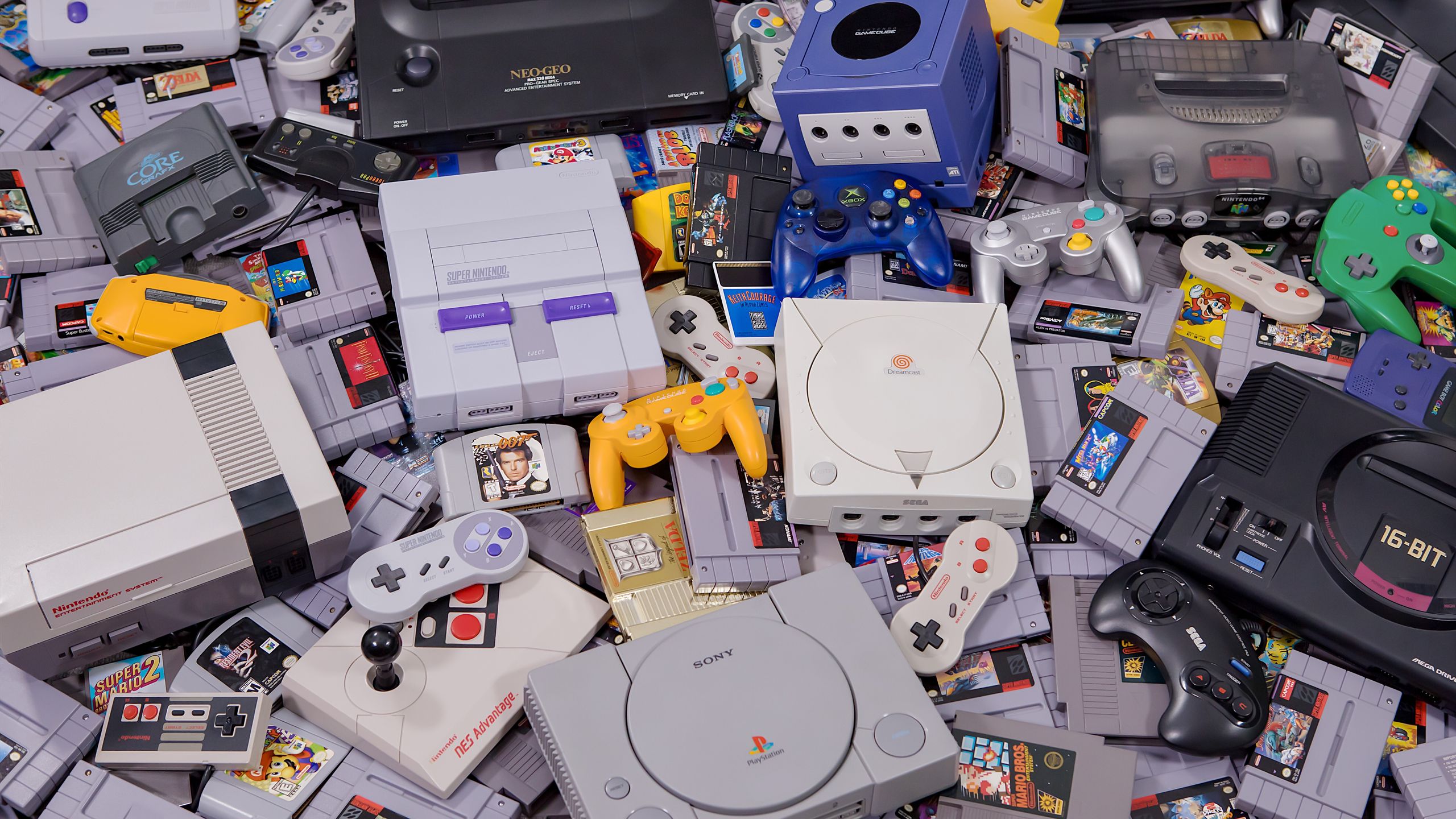 Enthusiast sets world record with 444 consoles connected to a single TV ...