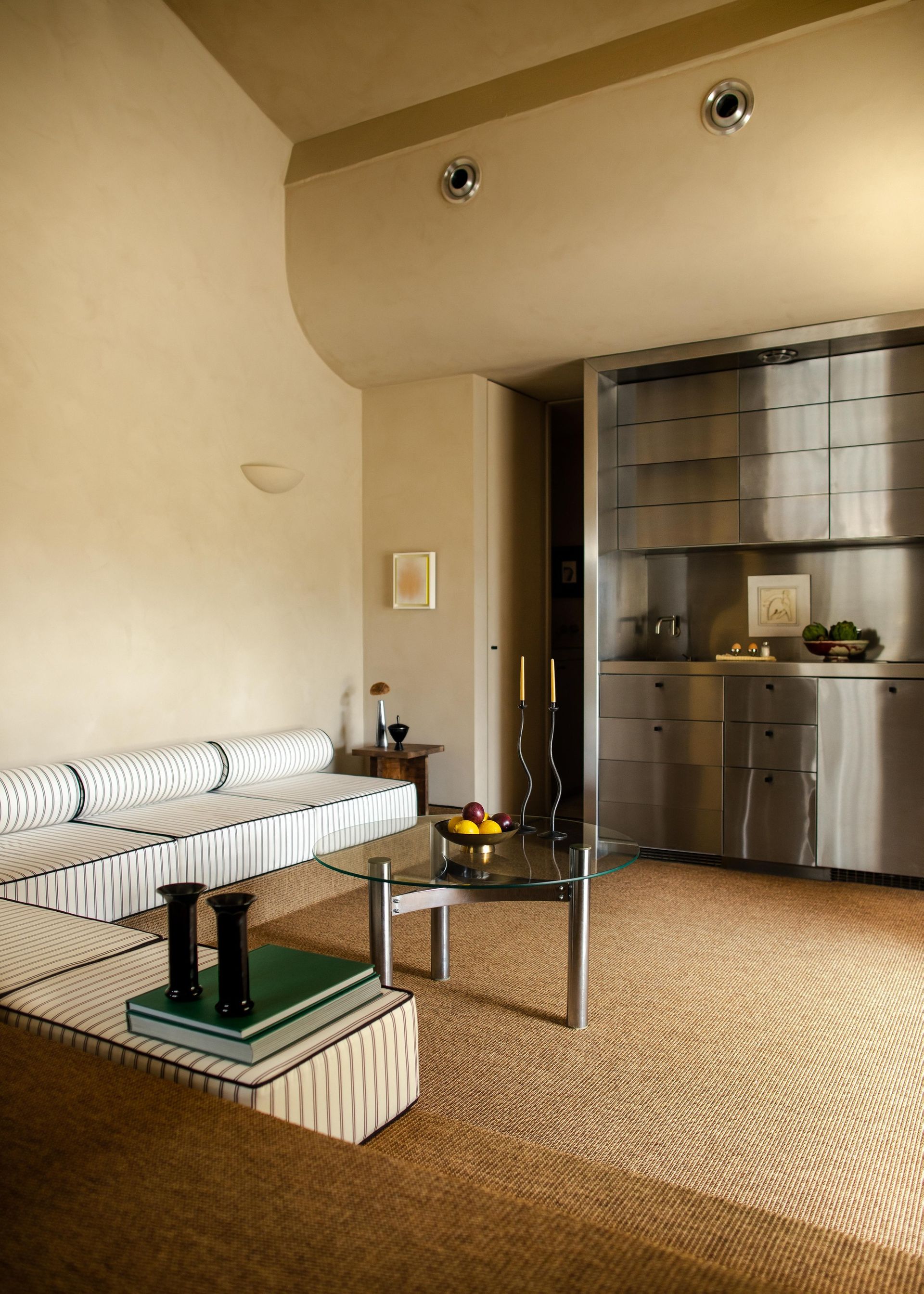 Why the 1930s 'Streamline Moderne' Aesthetic Is Back | Livingetc