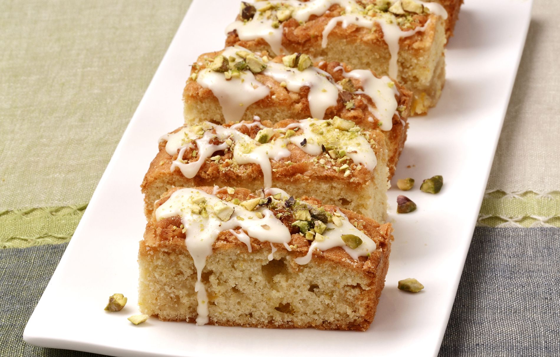 Marzipan and orange traybake | Baking Recipes | GoodtoKnow