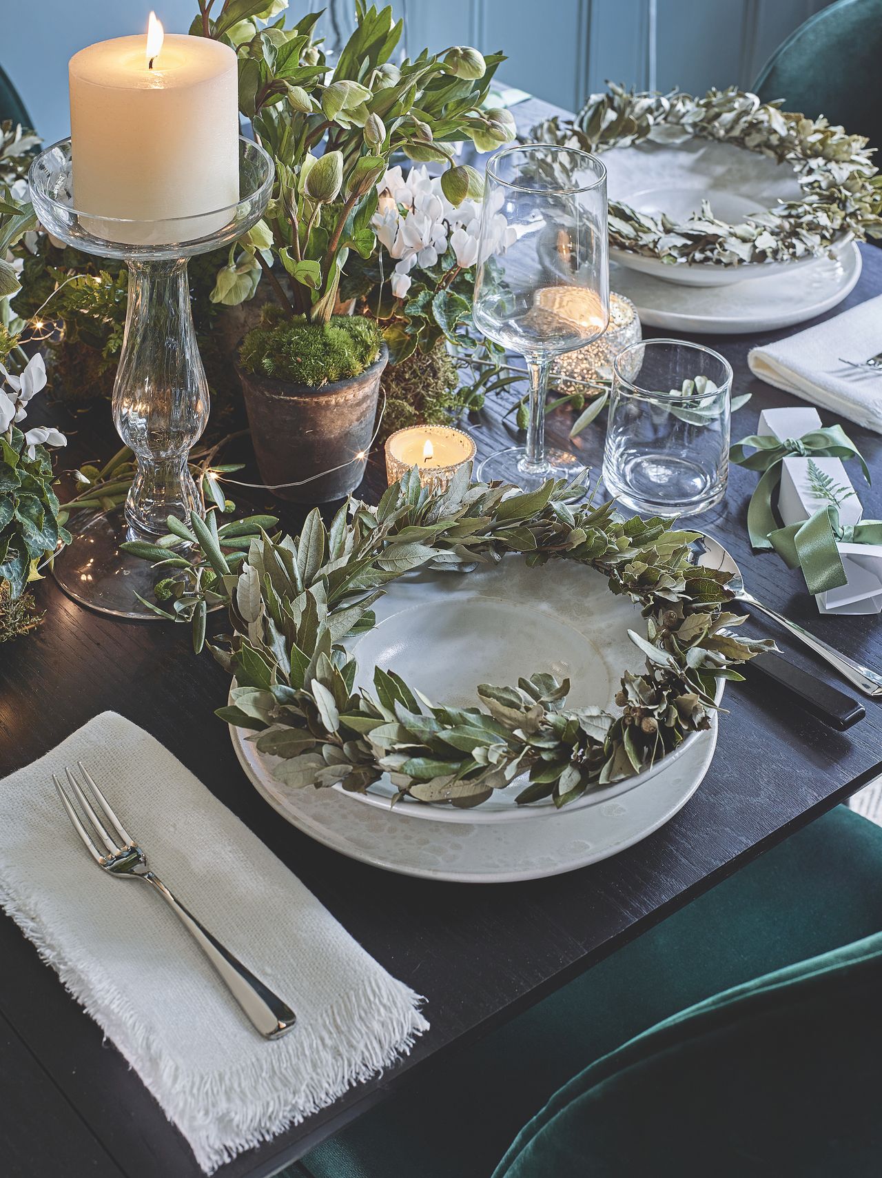 Christmas table gift ideas: 10 festive table favors | Homes and Gardens